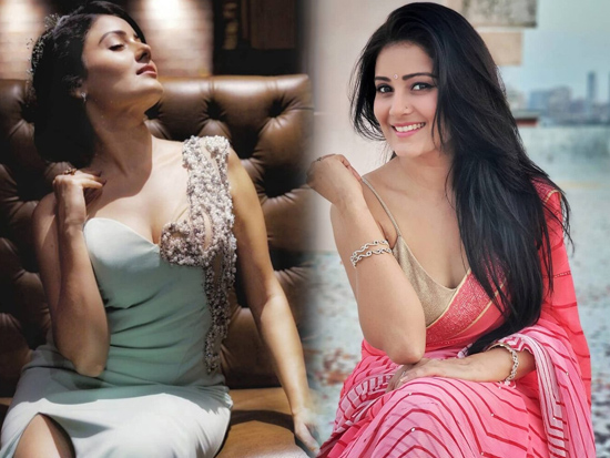 Archana Gupta Glamorous Poses